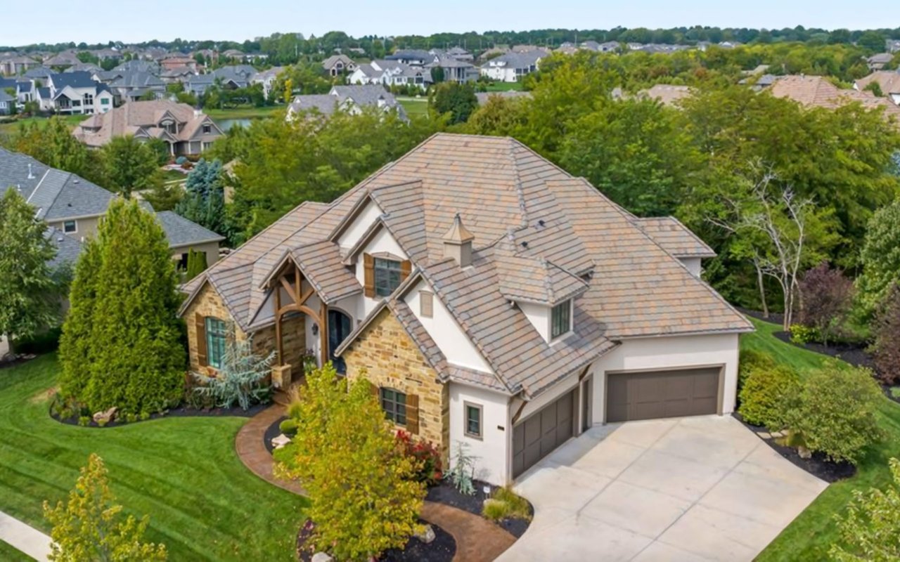 Best Neighborhoods in Kansas City 2026 | Family & Safe Areas