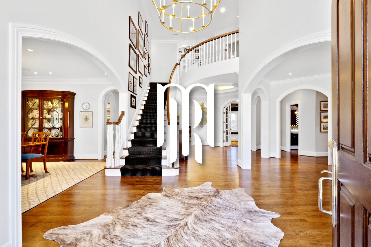 Megan Rowe & Co. | A Legacy of St. Louis Luxury Real Estate