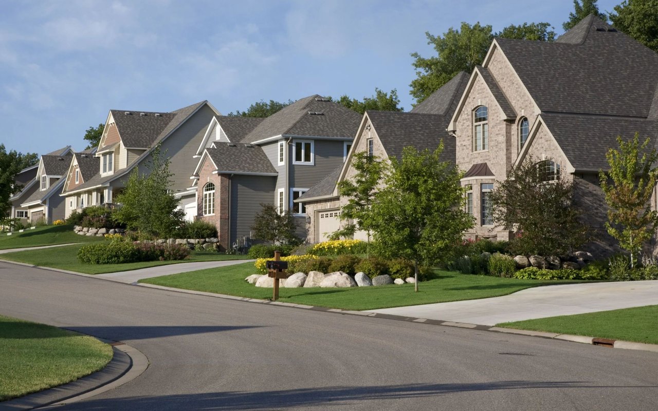 Neighborhood Guides | Holly Campbell Minter Properties