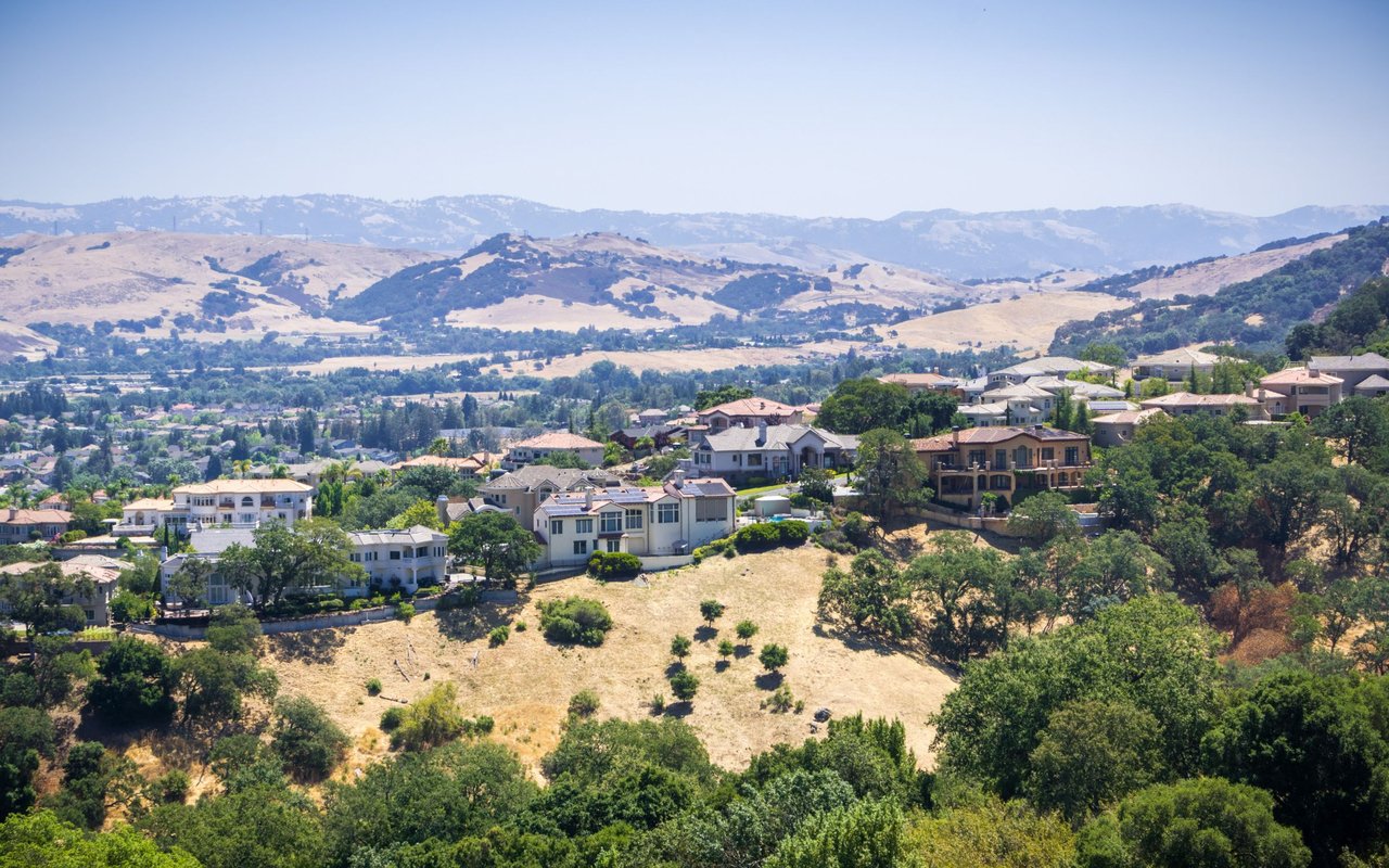 Explore California Neighborhoods - A Comprehensive Guide