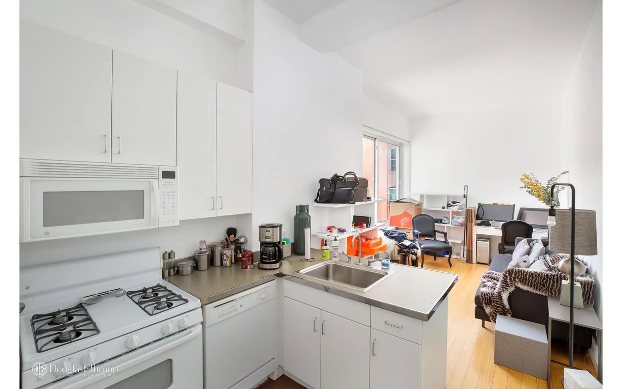 19 Saint Marks Place Unit: 4F