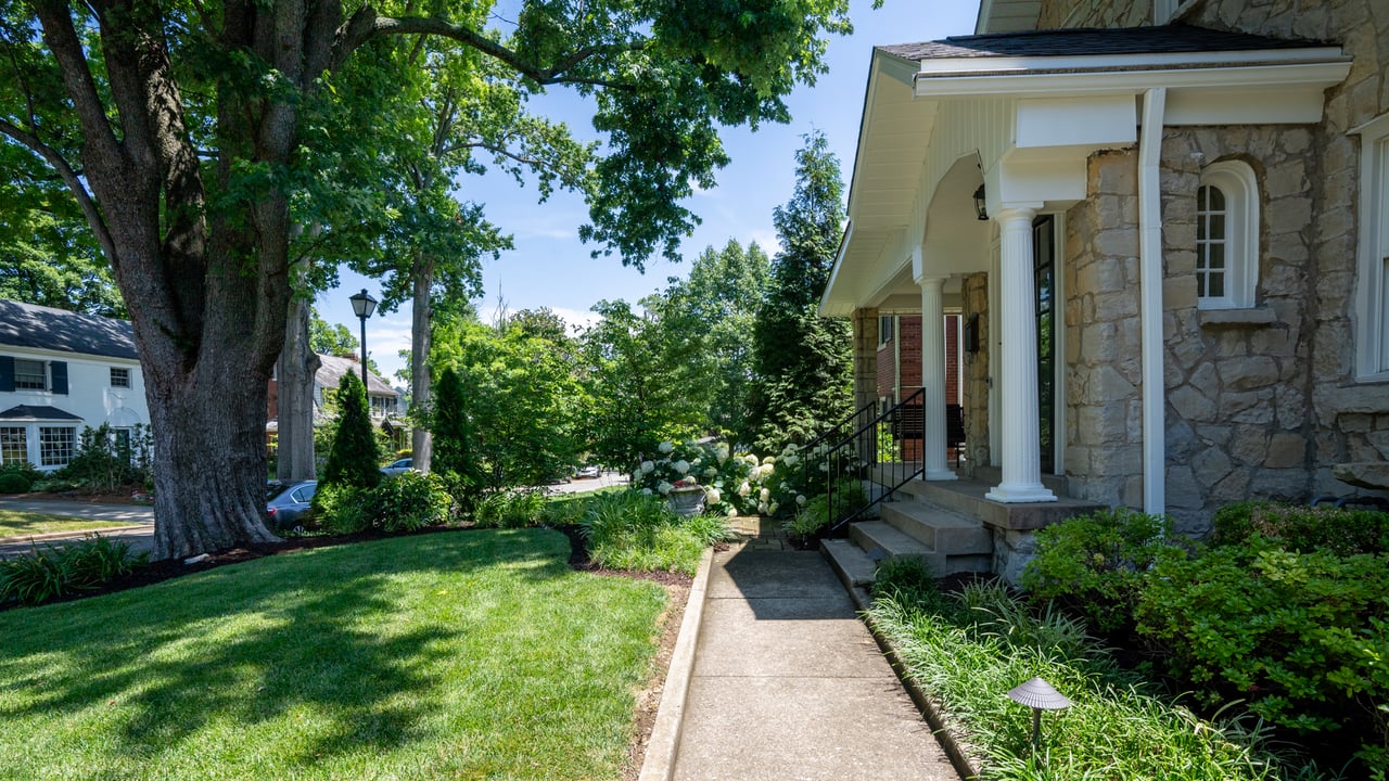 Learn About Brooke Miller | Louisville KY Real Estate Agent