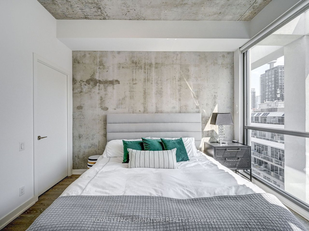 PRIME DOWNTOWN PENTHOUSE | Toronto Real Estate | Penthouse Queen