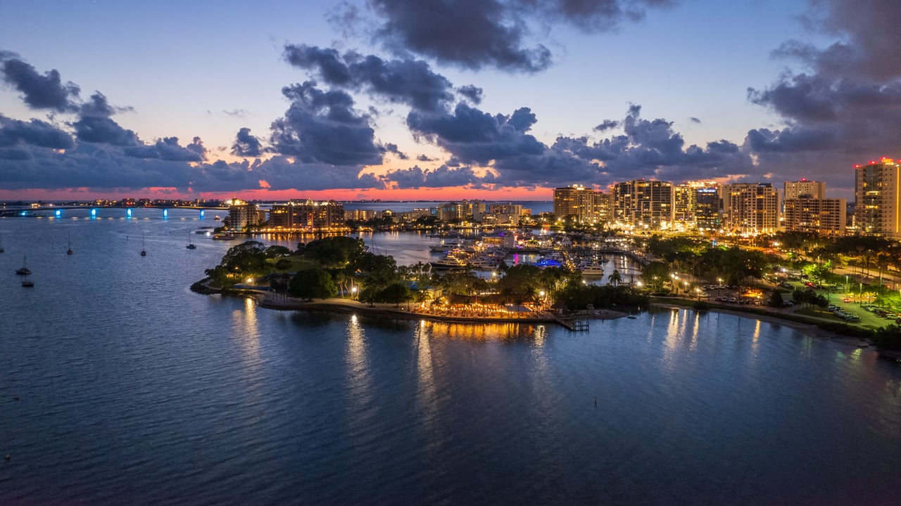 Guide to Florida Neighborhoods | Delivering Luxury Sarasota