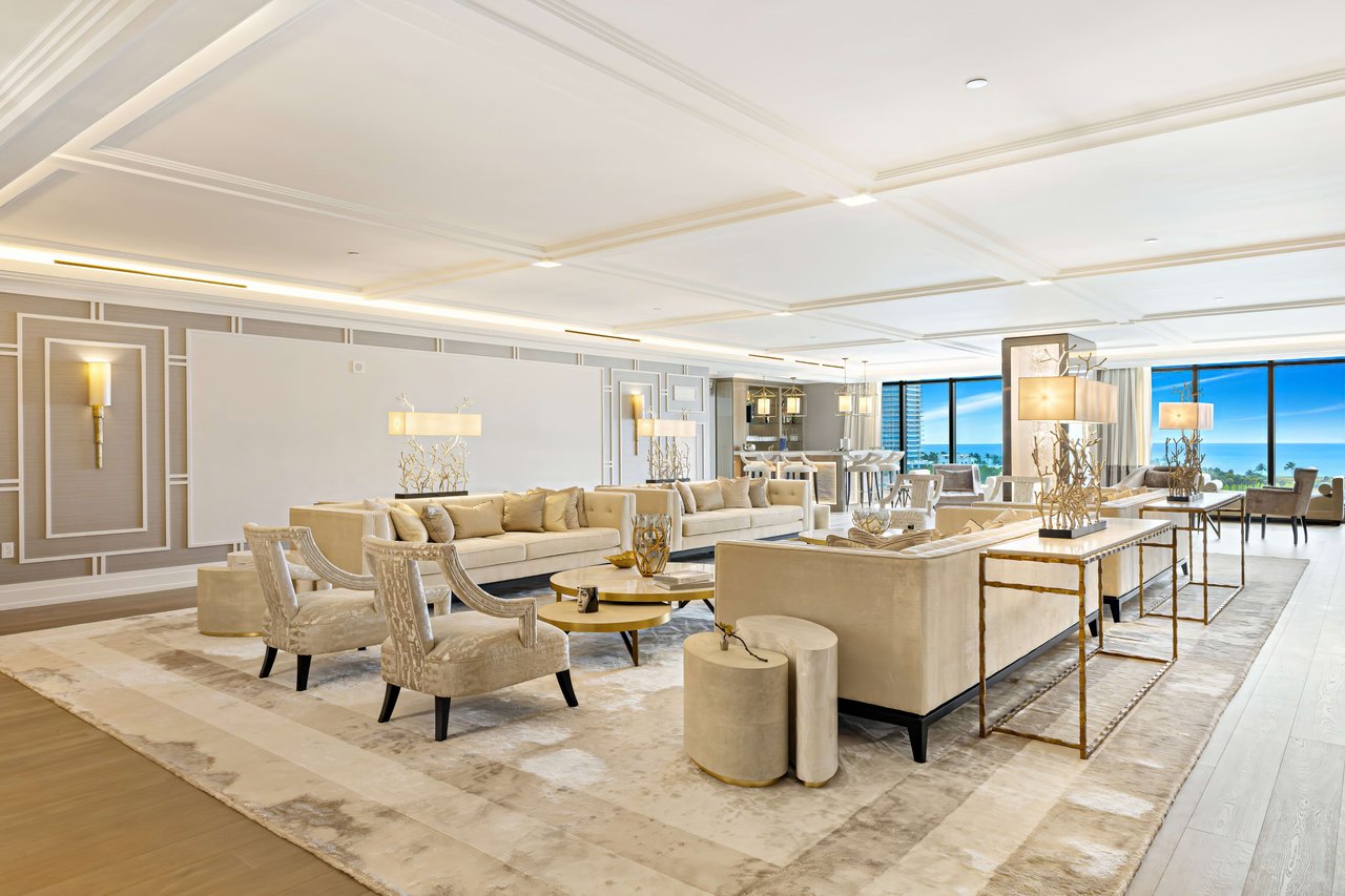 Luxury Homes For Sale in Miami | Luxury Waterfront Homes | Dora Puig