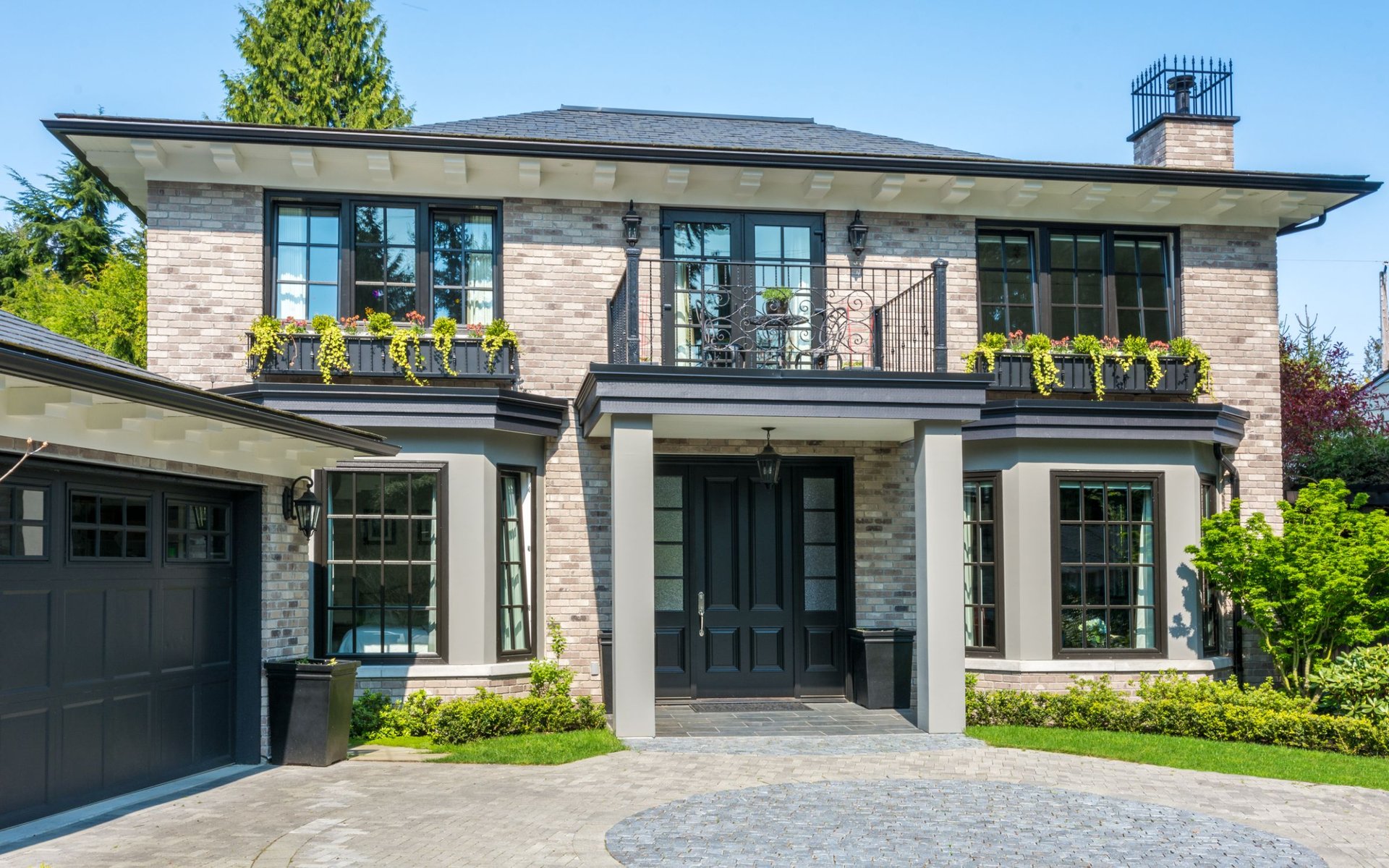 Explore Austin Featured Listings & Past Sales | Liz Reyna