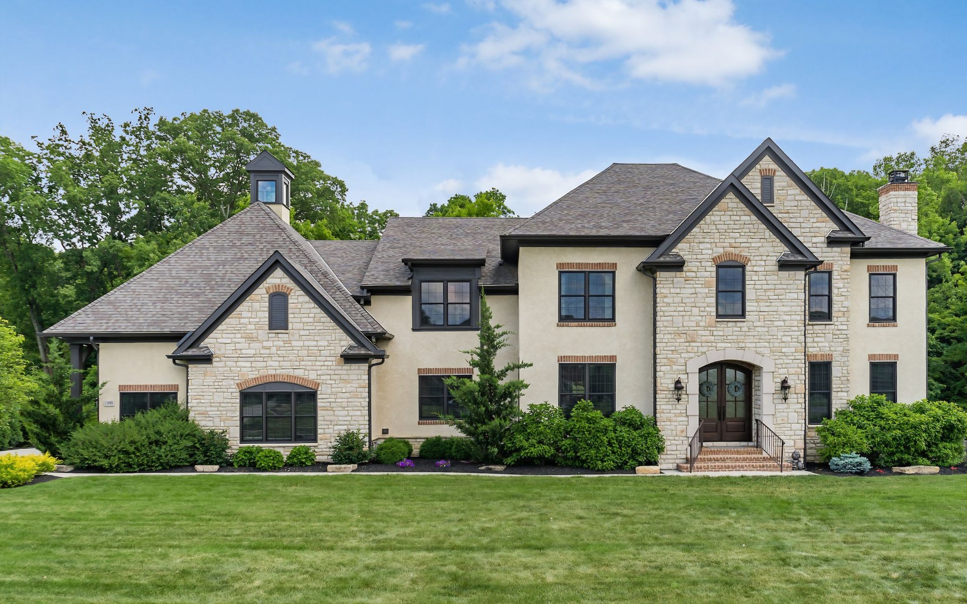 Featured Properties | Homes & Land for Sale in Central Ohio