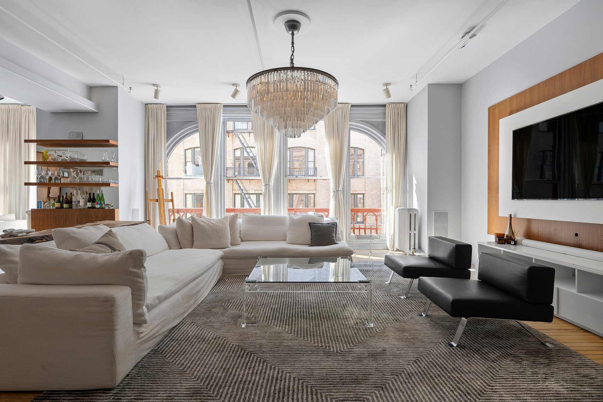 Global Real Estate Marvels | SERHANT.