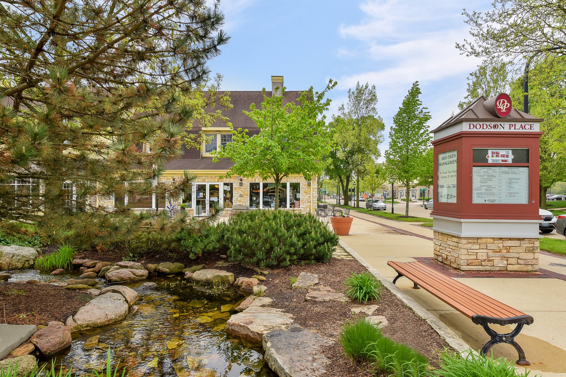 Neighborhoods in the Western Suburbs of Chicago | Holzl Homes