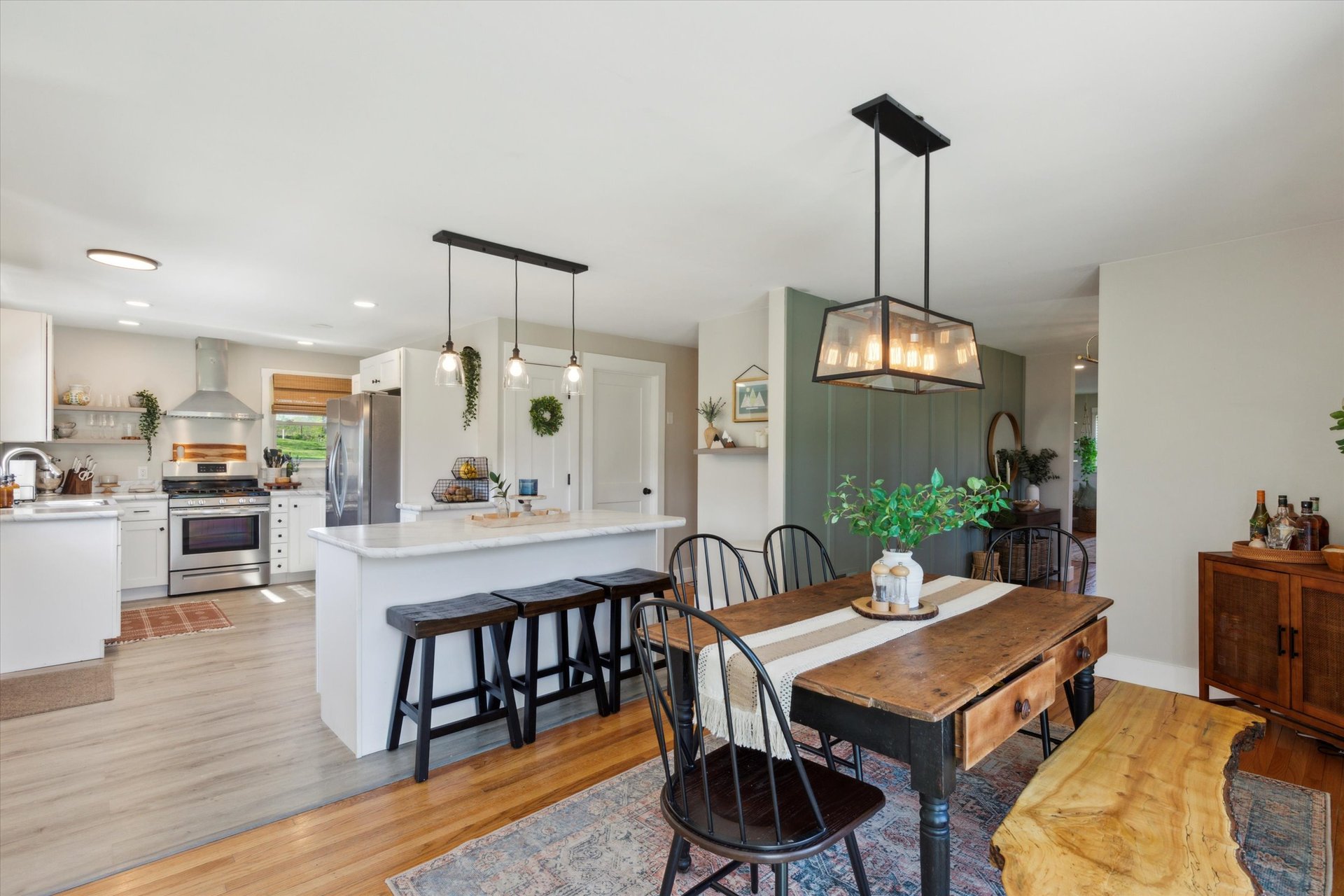 Meet the Tallon Olenik Team | Media Real Estate Agents
