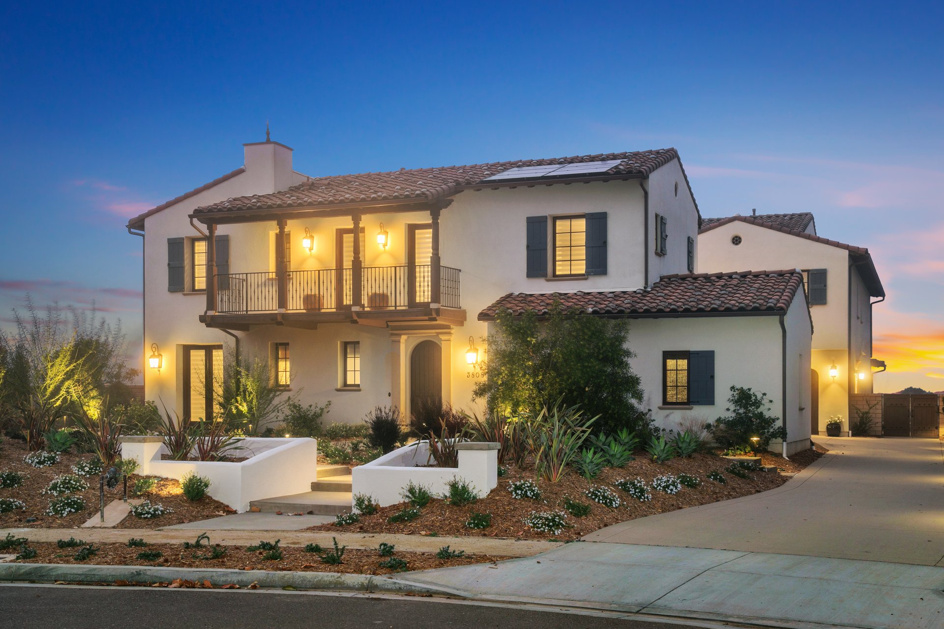 Moore Realty Group | California Real Estate Agents