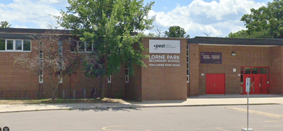 Lorne Park Secondary School - Lorne Park French Immersion | MARTIN GROUP
