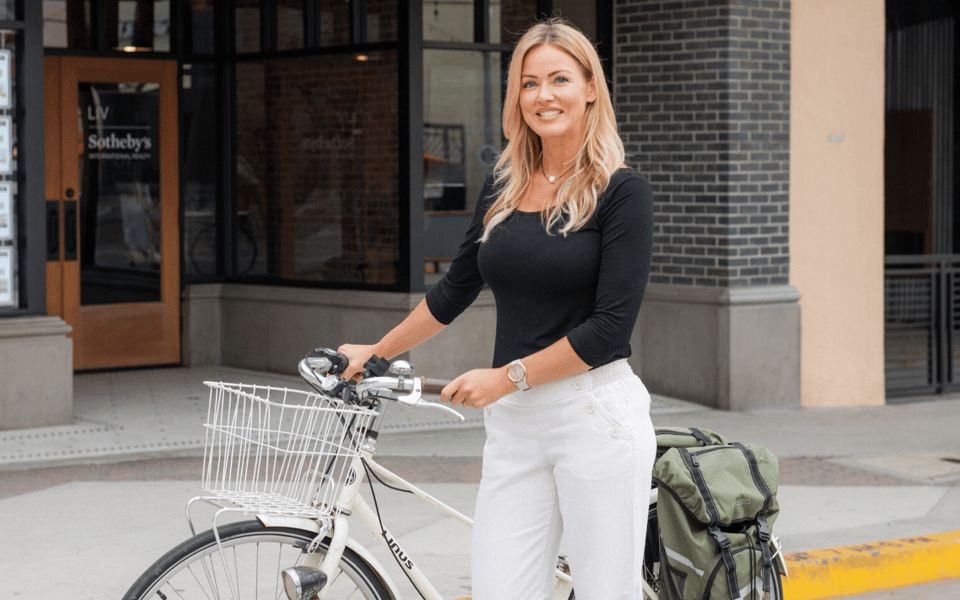 Ventura Real Estate Agent | Meet Juliana Lisheski
