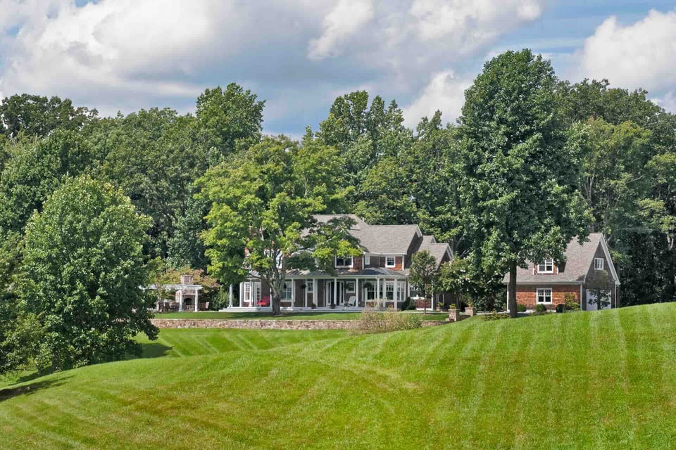Blue Springs Farm Real Estate Guide / Homes for Sale