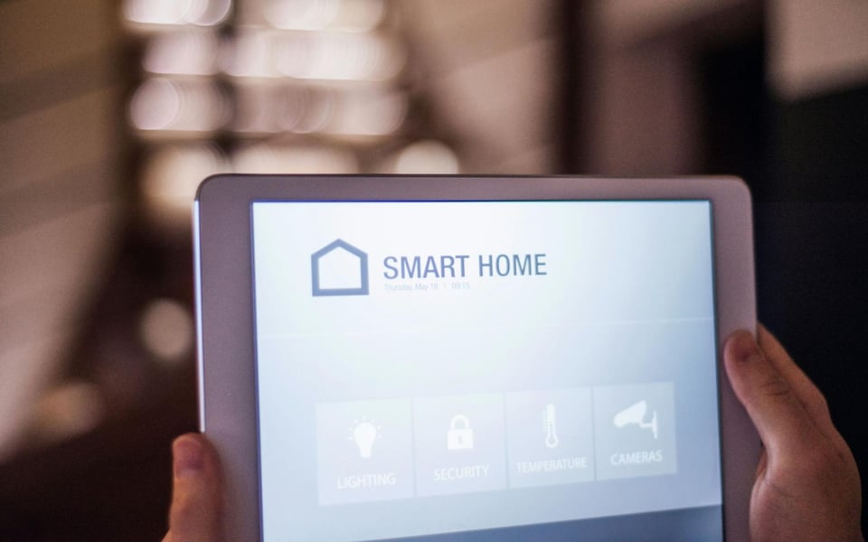 5 Features That Every Home Security System Should Have | Larson Group