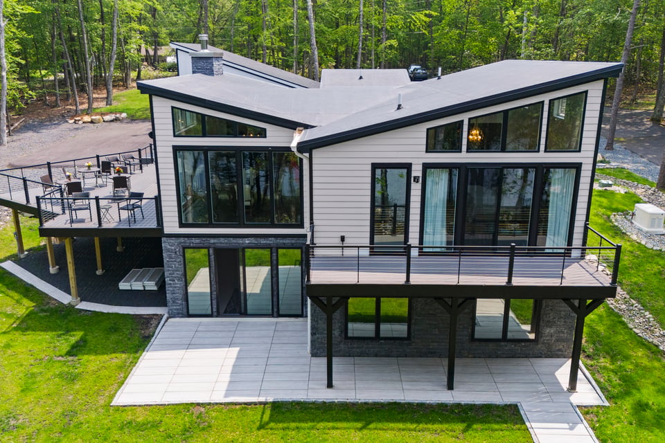 Legacy Point | Luxury Lakefront Modern Retreat in the Poconos