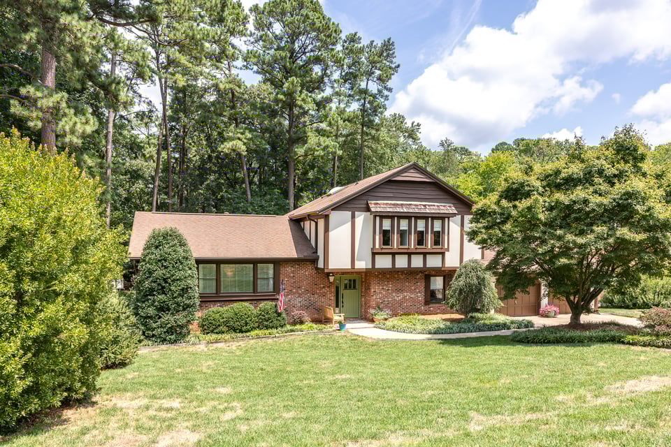 Brookhaven | Neighborhood Guide