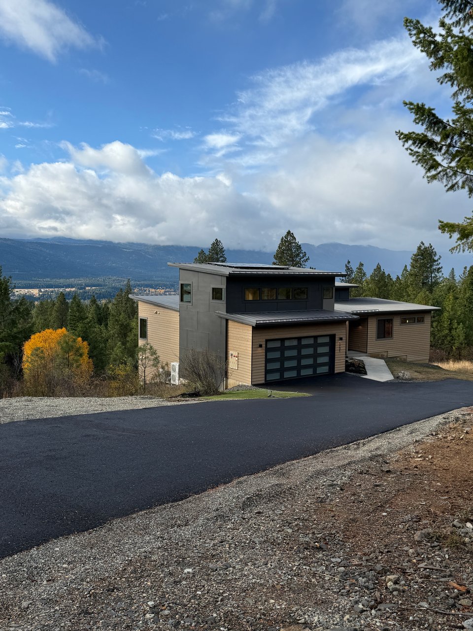 Skyline Ridge | Neighborhood Guide | Courtney Cooper Neese