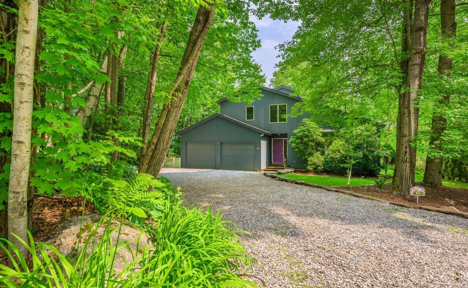 Living in Lanesborough, MA: Full Guide | Featured Blog