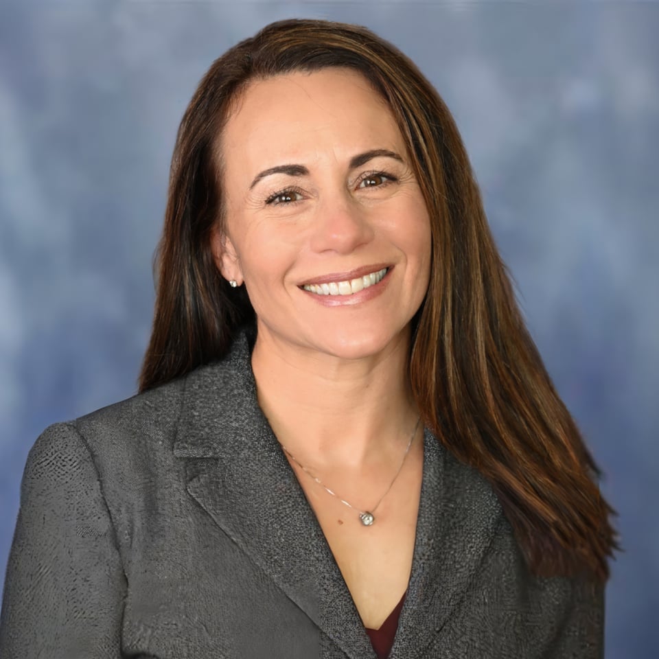 Kristin White Lakes Region Real Estate Agent – Discover Your Dream Home