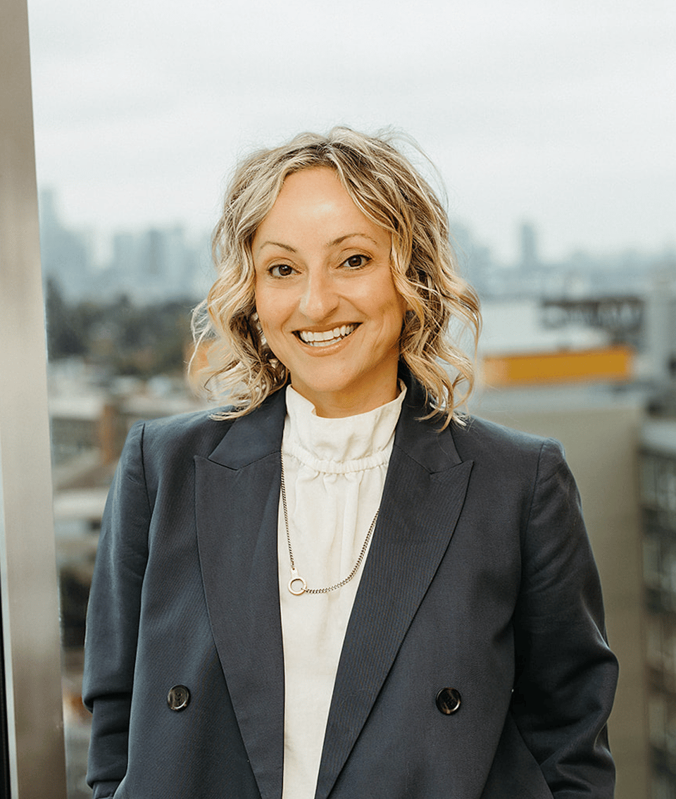 Christina – Experienced, Client-First Home Consultant