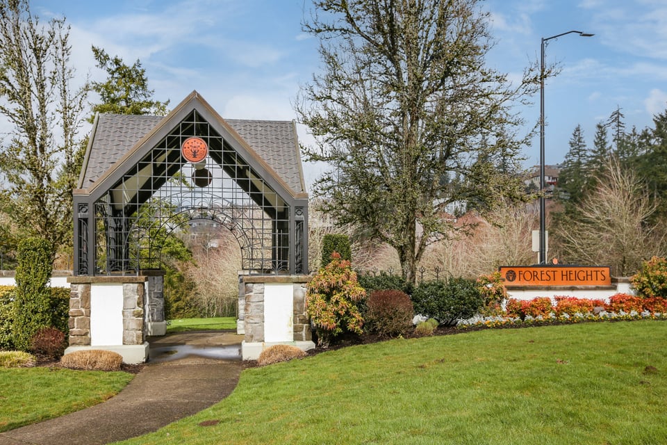 Forest Heights Portland OR | Luxury Neighborhood Guide