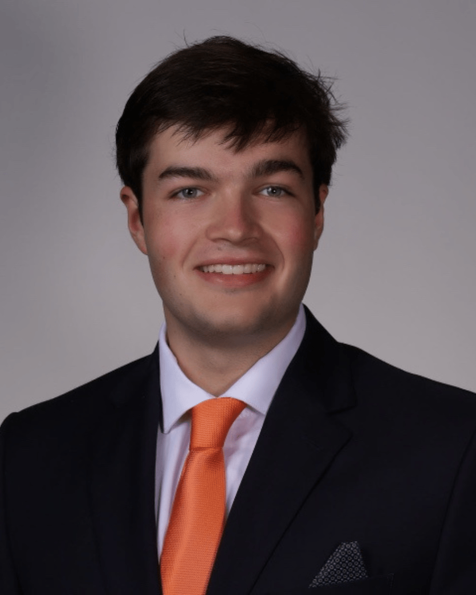 Hunter Suits | Summer Associate with The Meyer Lucas Team