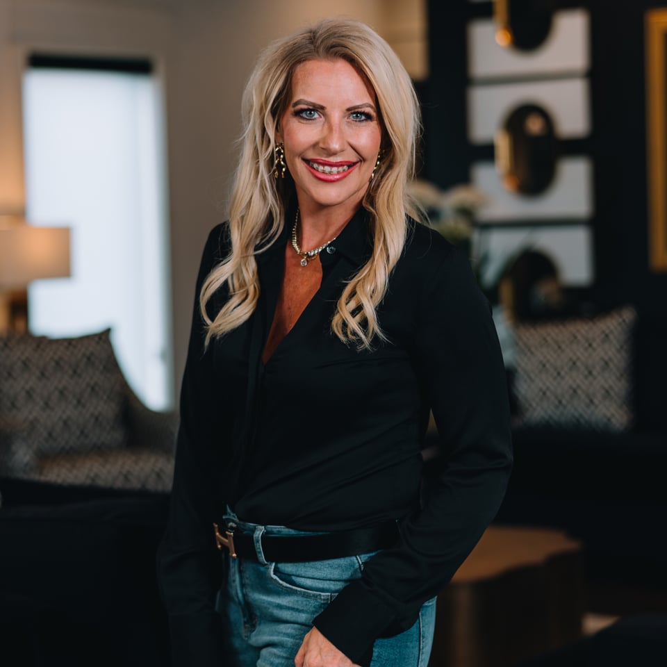 Hire Jennifer Brown, Real Estate Agent Sevierville TN