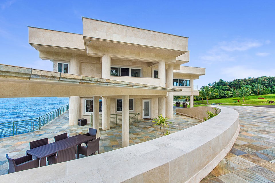 Waterfalling Estate