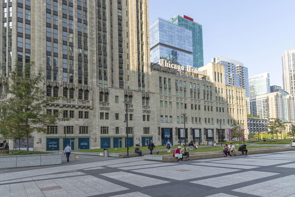 What Tribune Tower’s New Retail Deal Means for Downtown Chicago’s ...