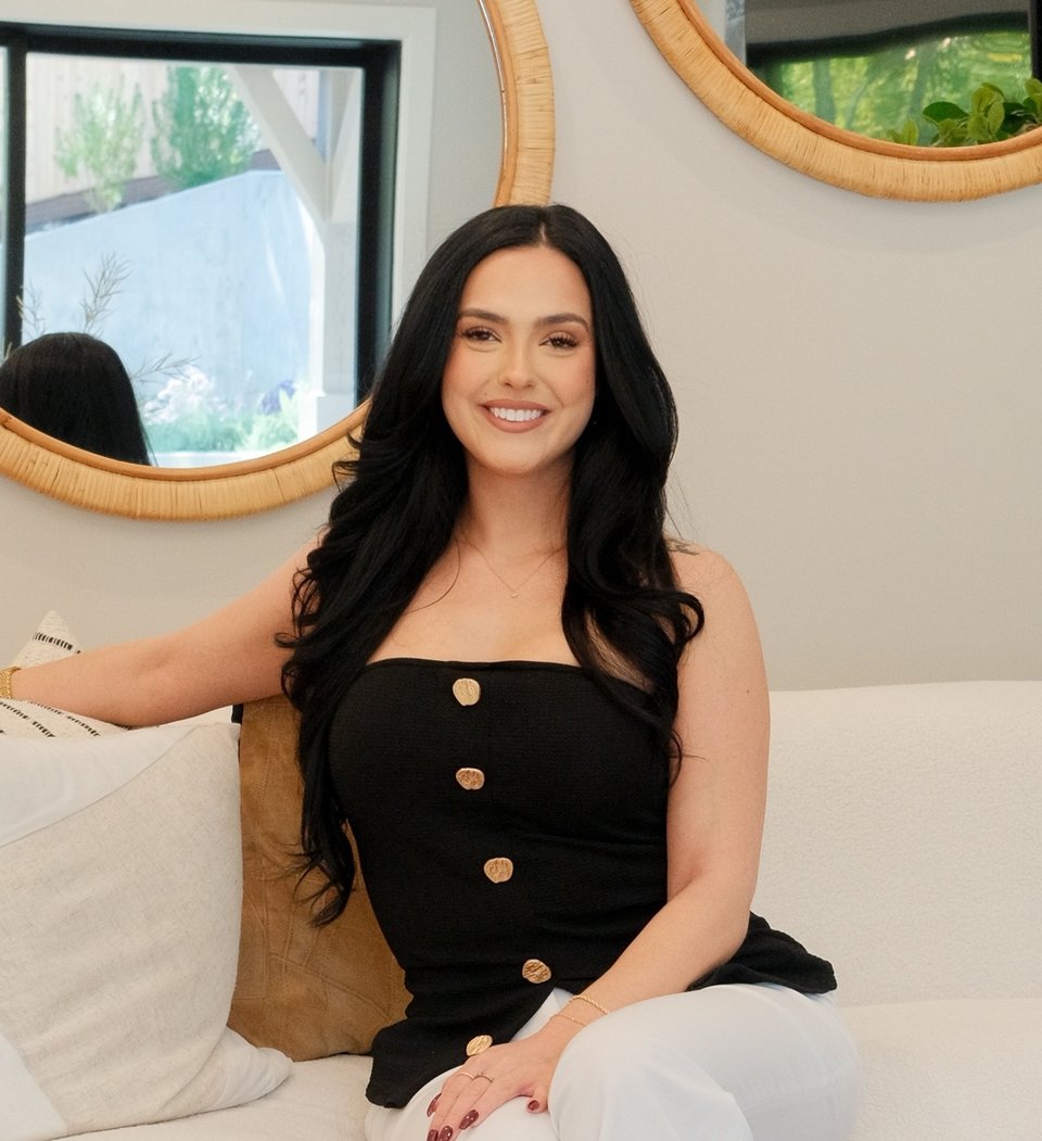 Kayla Viola - Mirror Real Estate