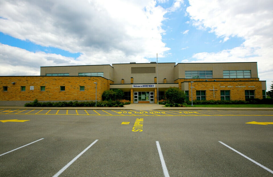Divine Mercy Catholic Elementary School Mississauga - Catholic French ...