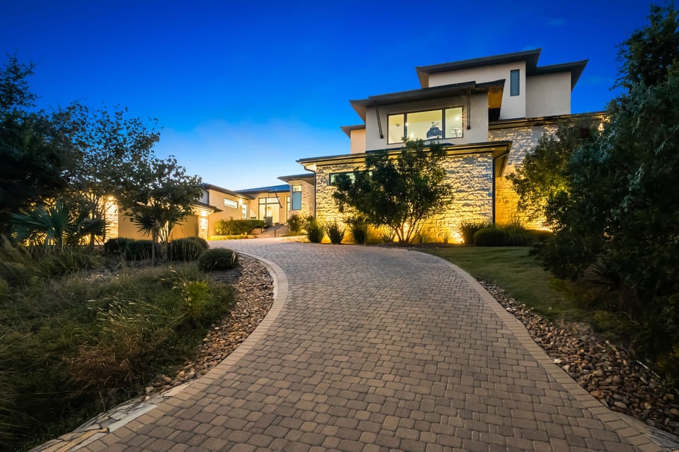 Spanish Oaks | Dara Allen | Texas Real Estate Agent