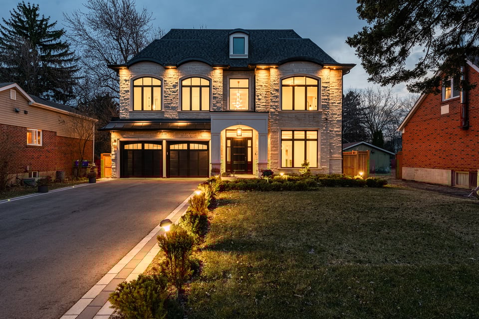 556 Fourth Line | Oakville, ON L6L 5A7 | Goodale Miller Team