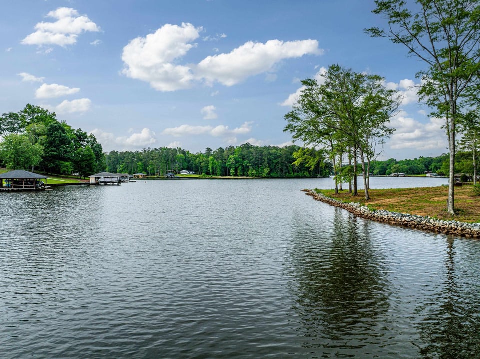 Discover Lake Sinclair Lakefront Homes | Featured Listings from Kim and ...