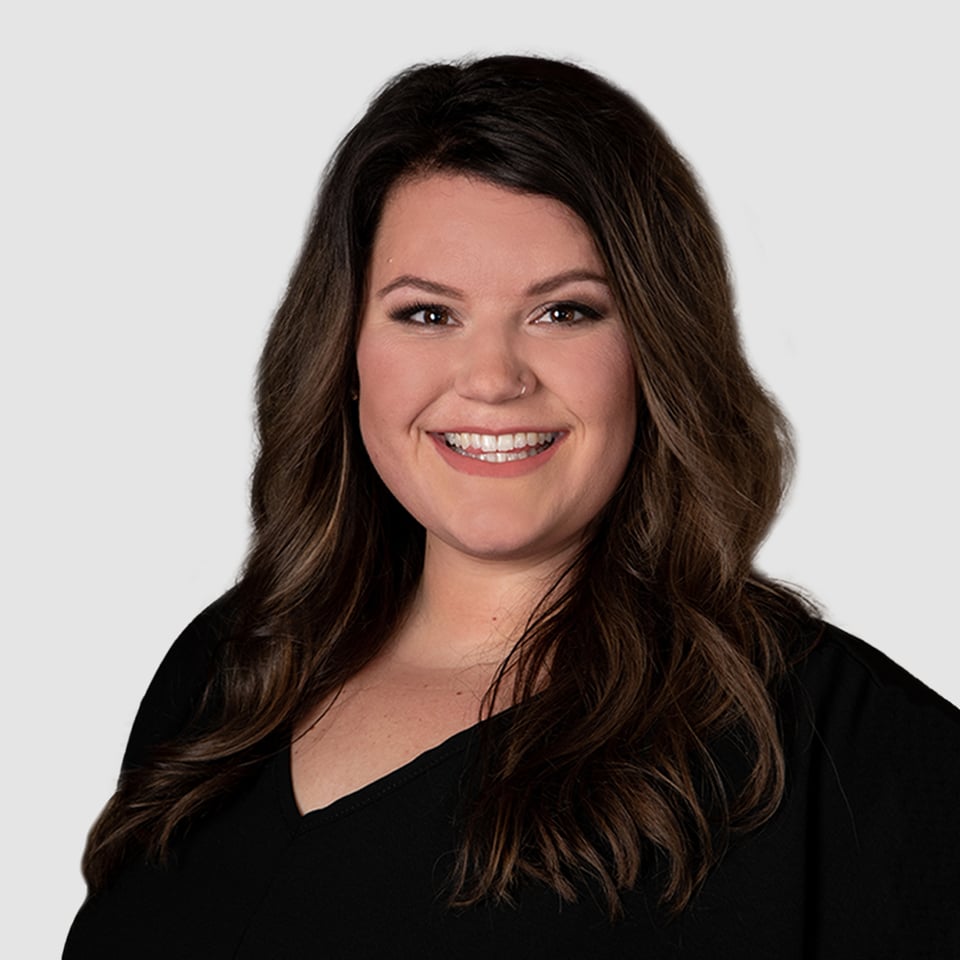 About Nichole Daves - Real Estate Agent | Laura Elleby