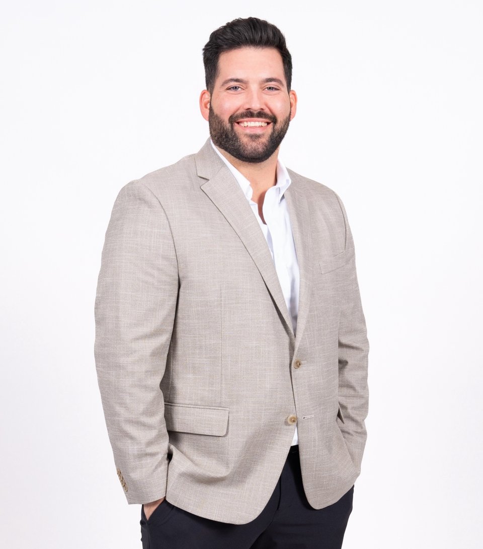 Steven Wrobel Jr. Real Estate Agent in Hudson Valley | TEAM MAIN WEBSITE