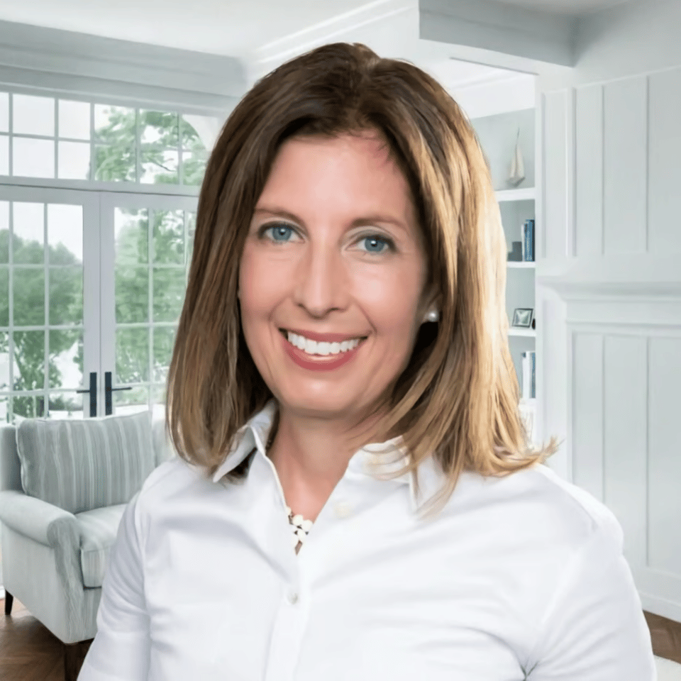 Elizabeth Bowers | Expert Agent | The Rebecca Francis Team
