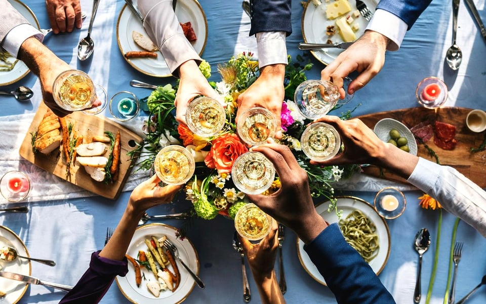 The Ultimate Guide to Hosting the Perfect Dinner Party | Blog | Bowman ...