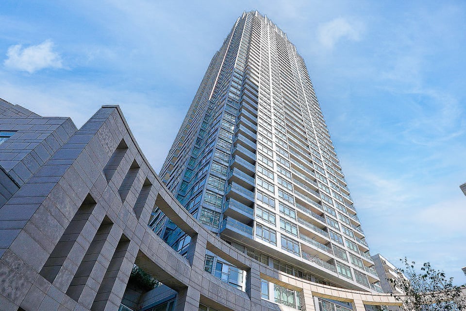 2191 Yonge Street Unit: L7