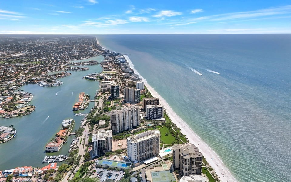 Park Shore / Moorings / Coquina Sands | Guide | Ryan Batey