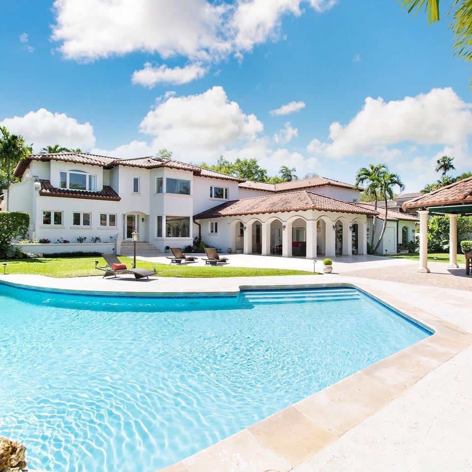 1033 Coral Way