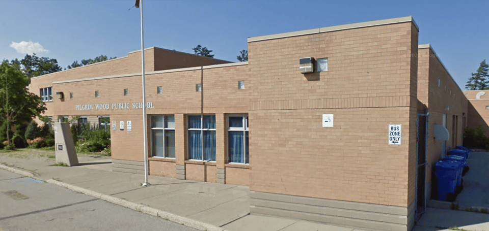 Pilgrim Wood Public School Oakville - Glen Abbey homes | MARTIN GROUP