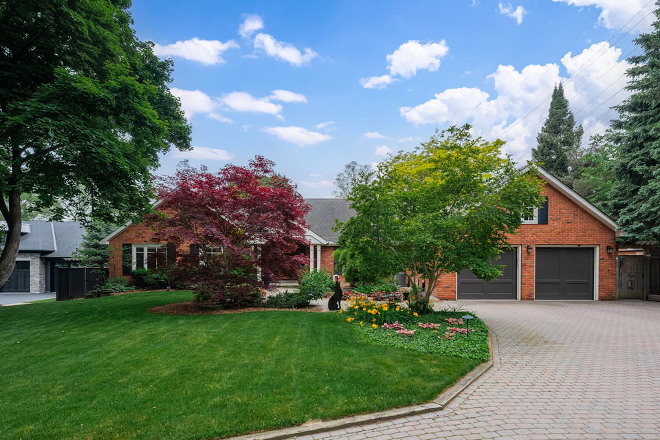 272 Maple Grove Drive | Oakville, ON L6J 4V5 | Goodale Miller Team