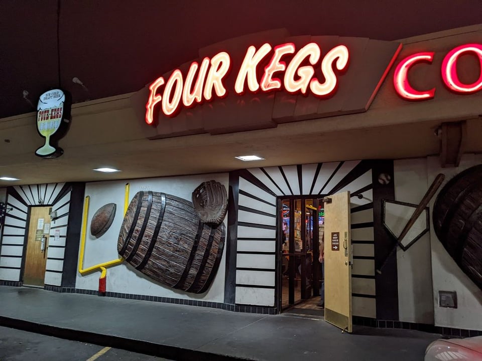 "Why Four Kegs is Las Vegas’s Best Dive Bar: History, Food, and Fun