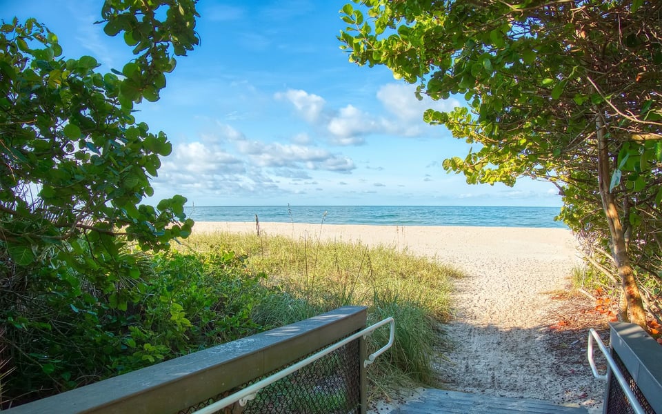 Casey Key | Neighborhood Guide | Kandy Magnotti