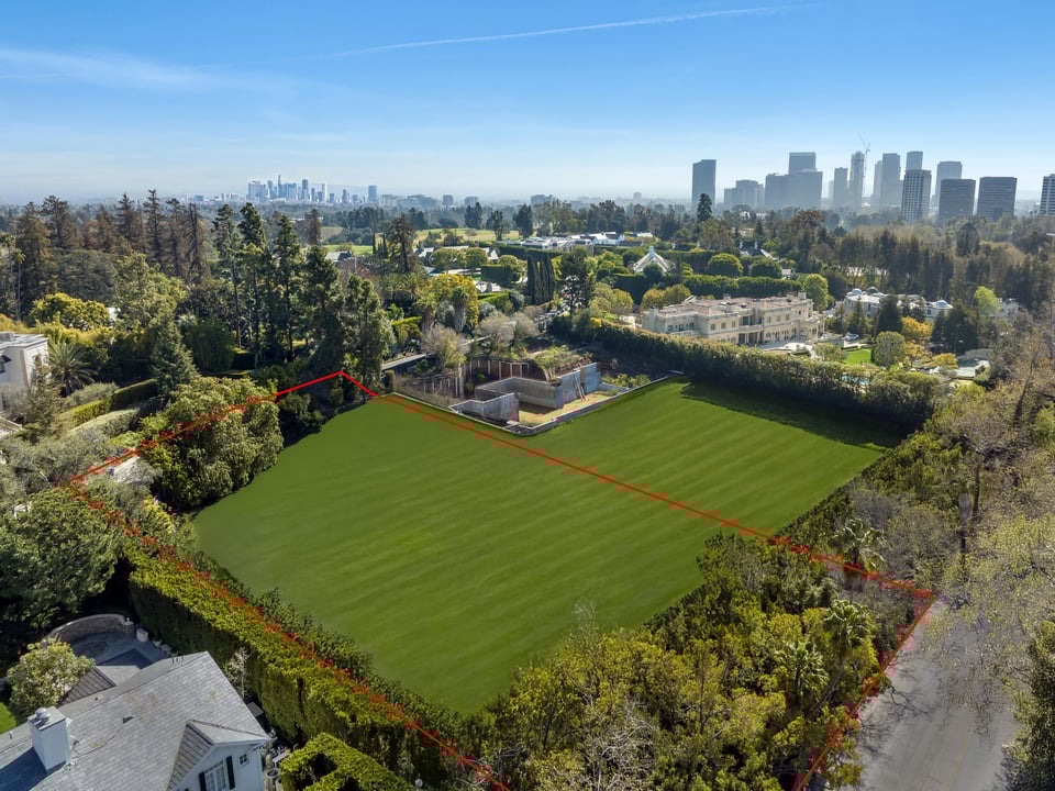 355 S Mapleton Dr, Holmby Hills