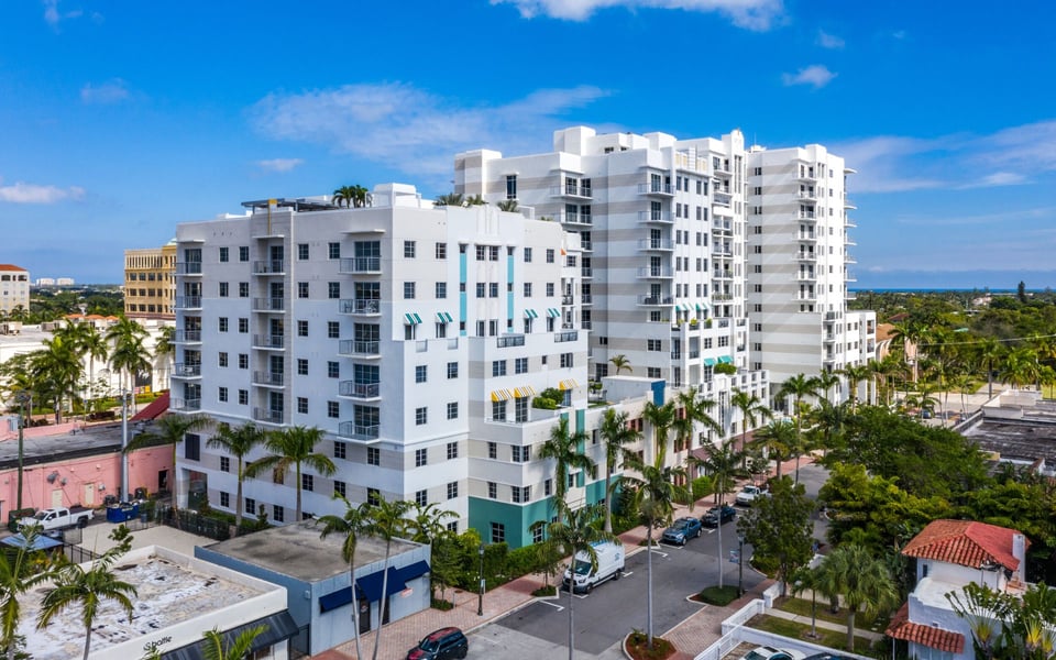 Tower 155 Boca Raton: Chic Urban-Style | Neighborhood Guide