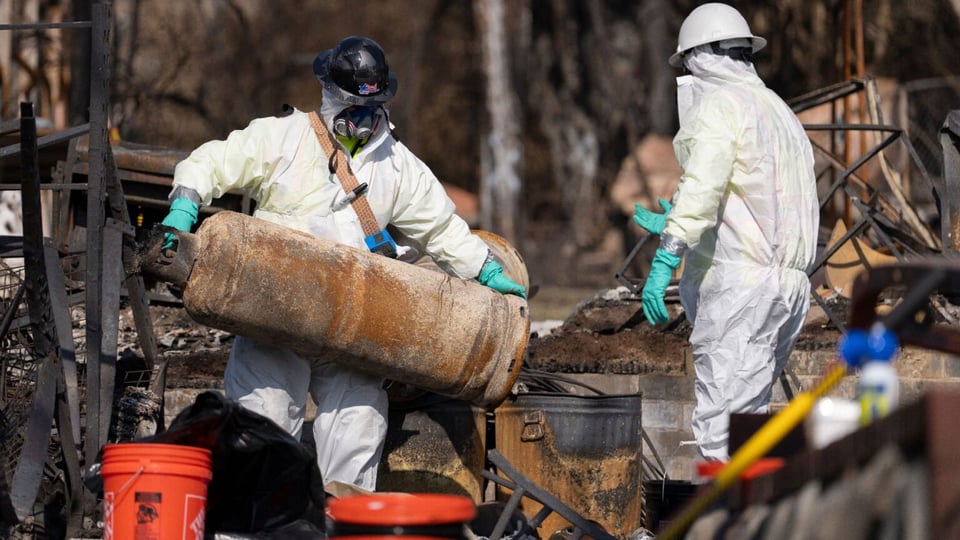 Los Angeles Wildfire Cleanup: Phase 1 Complete, Phase 2 Underway ...