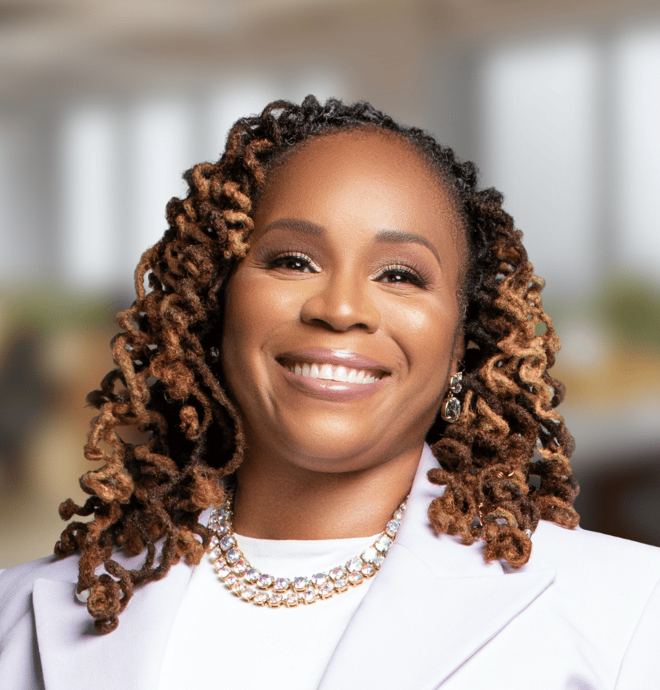 Hanifa McGaffie: Professional Real Estate Agent in Atlanta